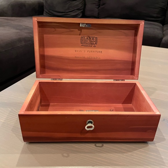 Lane Cedar | Storage & Organization | Vintage Lane Cedar Chest Jewelry ...